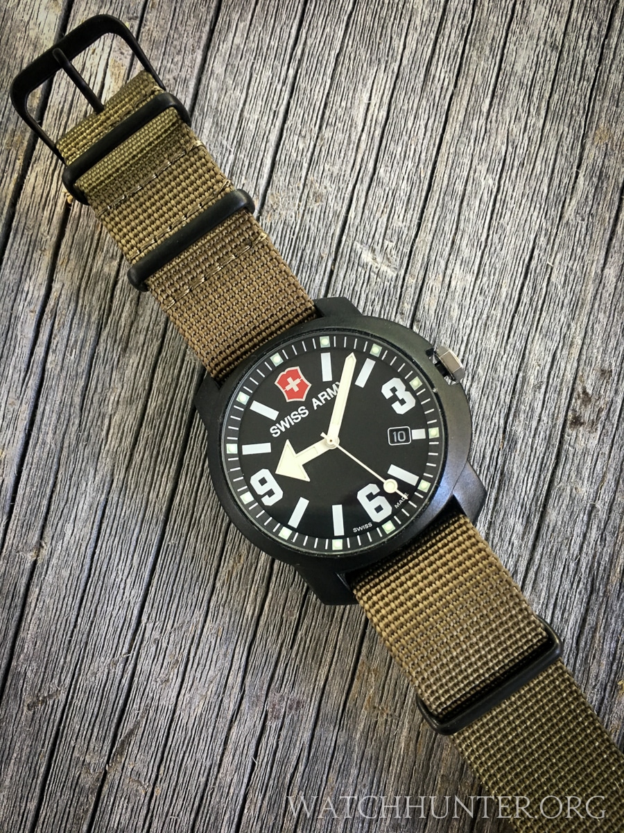 MEET THE WATCH: Victorinox Swiss Army Recon Watch with the Giant Arrow ...